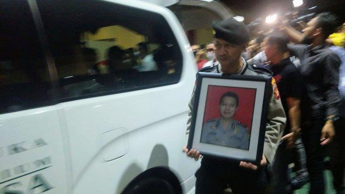 Keterangan Masinis Kereta Api Jadi Kunci Penyebab Tewasnya Kasat Narkoba Jakarta Timur ...