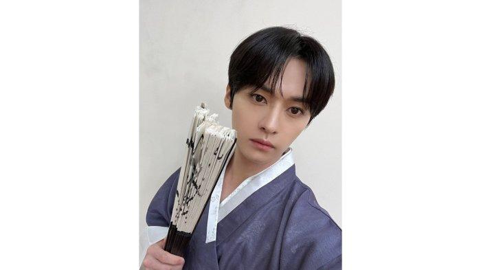 Profil Singkat dan Fakta Menarik Lee Know Stray Kids, Mantan Back ...