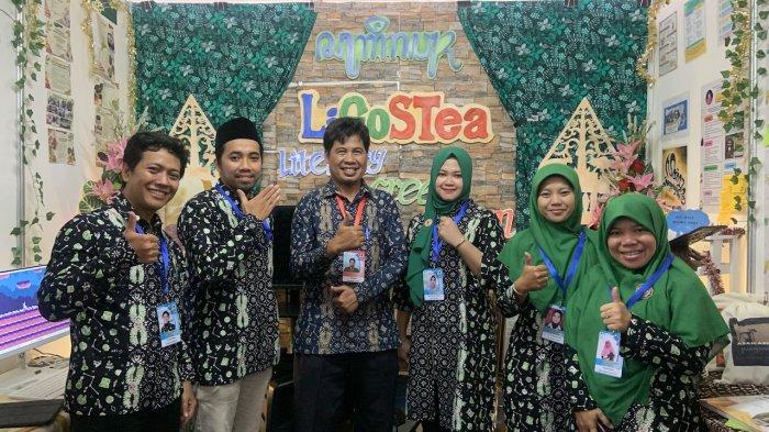 Lima Calon Guru Penggerak di Sleman Bikin Stand ‘Ligostea’ di Festival ...