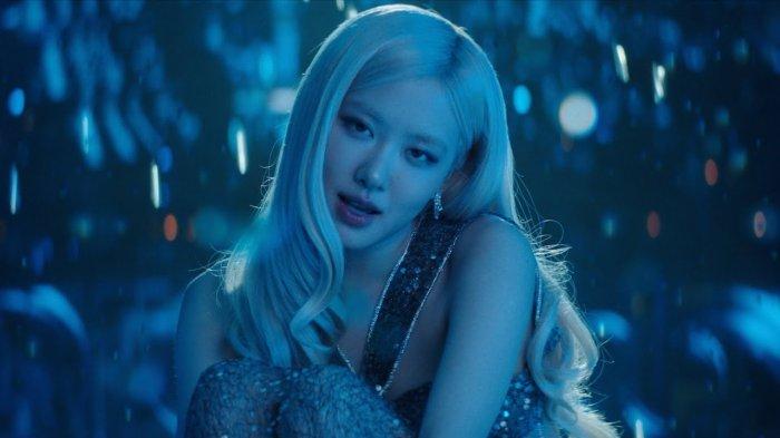 Lirik Lagu dan Terjemahan ROSE - Messy From F1 The Movie, Bareng Brad ...