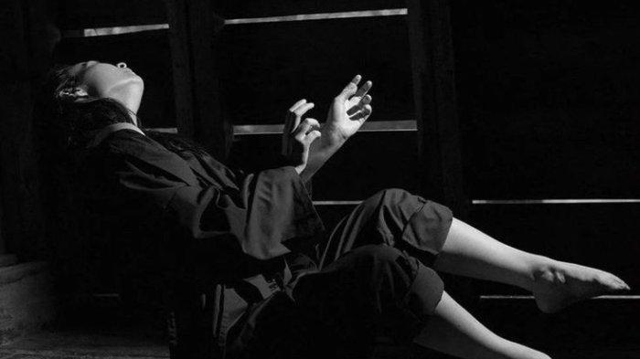 Lirik dan Terjemahan Lagu My Love Mine All Mine – Mitski, Viral dan ...