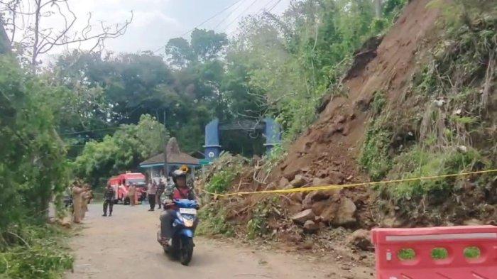Longsor Tutup Jalan Provinsi di Samigaluh - Tribunjogja.com