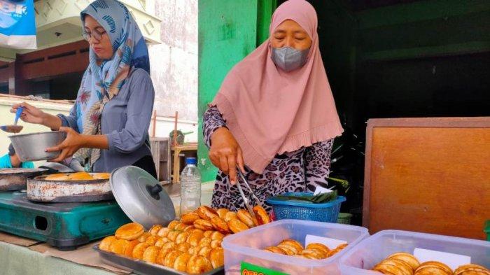 Melihat Penjualan Kue Apem di Jatinom Klaten, Tetap Eksis Meski Bulan ...