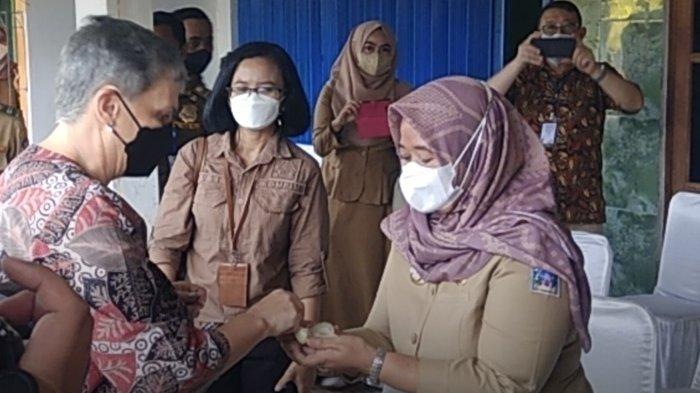 Bupati Sleman Kustini Sri Purnomo Ajak Dubes Australia Cicipi Salak ...