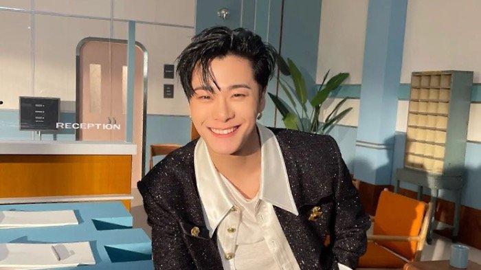 Lirik Lagu dan Terjemahan Moon : Memory of The Moon - ASTRO, Sebuah Lagu untuk Mengenang Moonbin ...