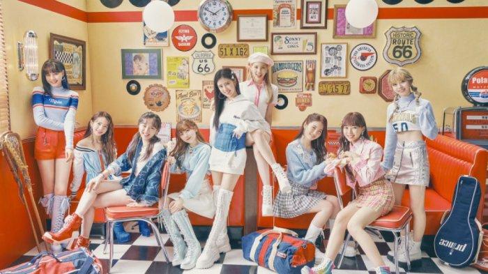 NiziU Terpesona dengan Felix Stray Kids di Comeback Terbarunya Berjudul ...