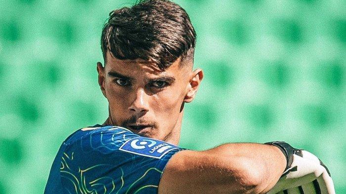 Noah Raveyre Jadi Rekrutan Pertama AC Milan Setelah Era Paolo Maldini ...