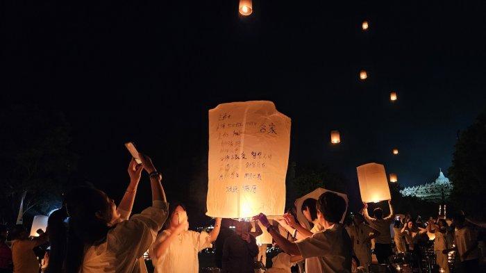 2.000 Tiket Festival Lampion Waisak 2025 di Candi Borobudur Ludes dalam Waktu 9 Menit ...