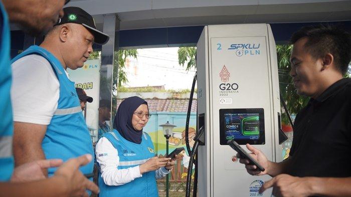 Libur Natal dan Tahun Baru, PLN Siapkan 50 EV Charger di Jateng DIY ...