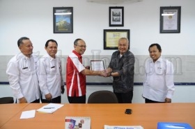 PMI DIY Beri Penghargaan Kemanusiaan kepada Tribun Jogja - Tribunjogja.com