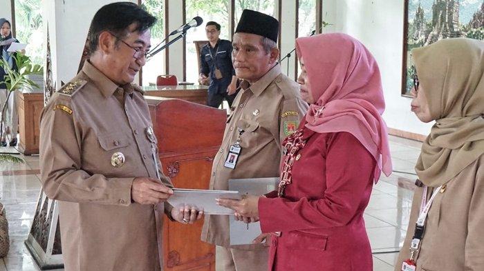 123 PNS di Lingkungan Pemkab Magelang Terima SK Pensiun - Tribunjogja.com