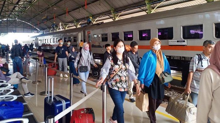 Pemudik Lebaran Diprediksi Tembus 193 Juta Orang, Kereta Api Moda ...