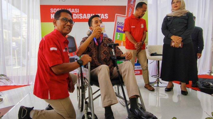 Pengguna KRL Warga Disabilitas Meningkat, KAI Commuter Luncurkan Kartu Disabilitas - Tribunjogja.com