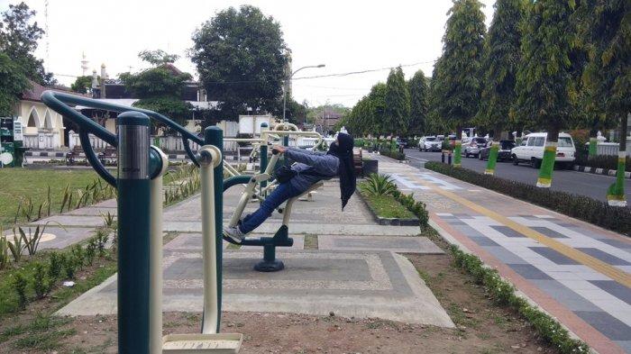 Lapangan Pemda Sleman Kini Makin Asyik dengan Sepuluh Alat Fitnes ...