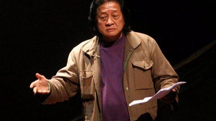 Kumpulan Puisi Populer Karya W.S. Rendra, Si Burung Merak - Tribunjogja.com