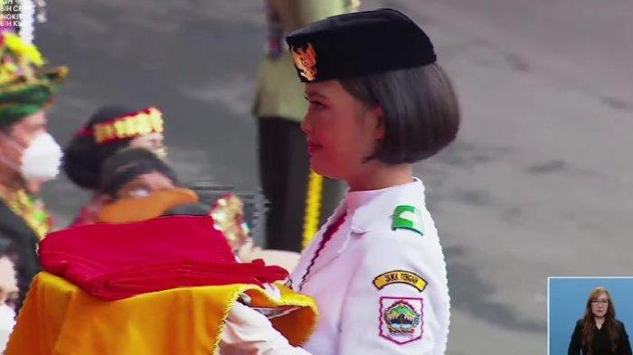 Inilah I Made Ayu Firsty Meita Dewanggi, Paskibraka Pembawa Bendera ...