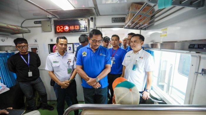 Pj Gubernur Jateng Berangkatkan 1.088 Warga Mudik Gratis Naik Kereta Api - Tribunjogja.com