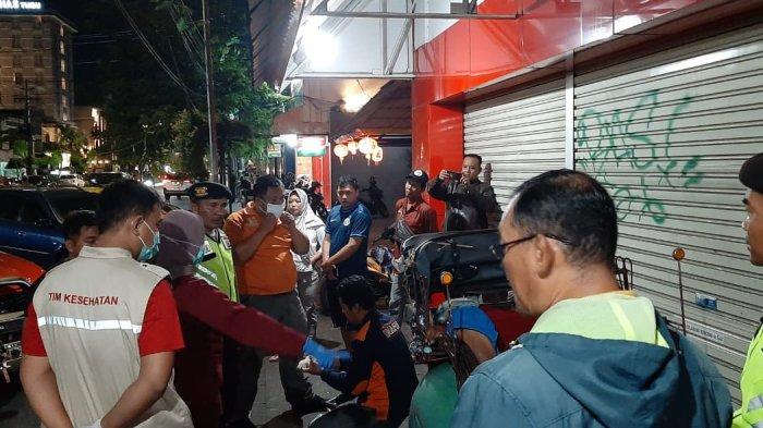 Pria Tanpa Identitas Meninggal di Becak yang Parkir Dekat Tugu Jogja - Tribunjogja.com