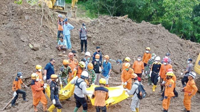 BREAKING NEWS: Satu Korban Longsor di Semin Gunungkidul Berhasil Ditemukan - Tribunjogja.com