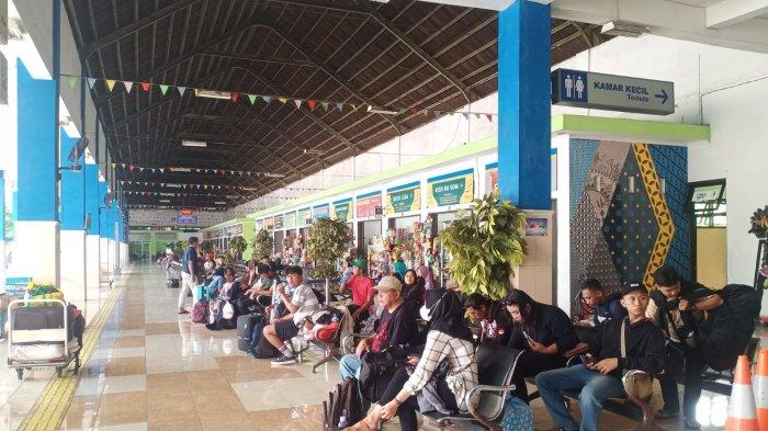 Puncak Arus Balik Lebaran 2024, 693 Bus Bawa 1.670 Penumpang dari Terminal IR Soekarno Klaten ...