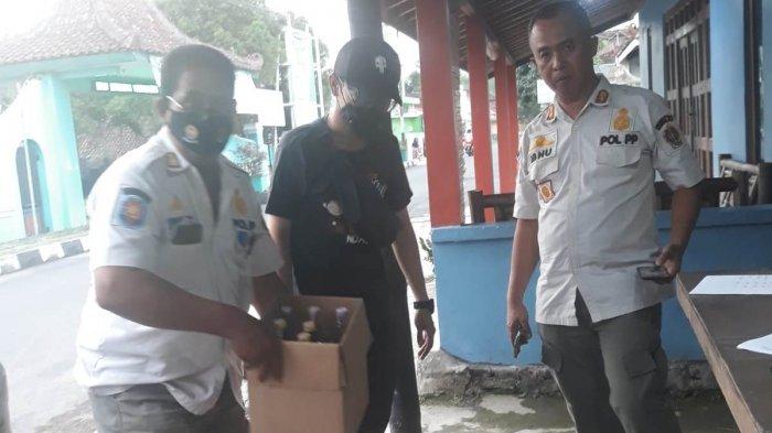 Satpol PP DIY Sita Ratusan Botol Miras Ilegal di Wilayah Sleman - Tribunjogja.com