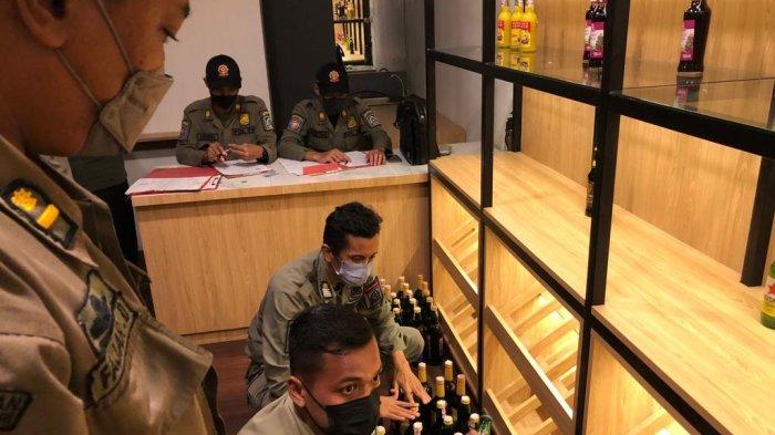 Satpol PP Sleman Sita Ratusan Botol Minuman Beralkohol Saat Operasi Yustisi - Tribunjogja.com