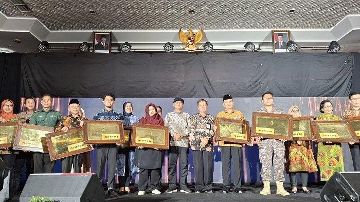 Sembilan Seniman dan Budayawan di Jogja Terima Penghargaan Pemkot ...