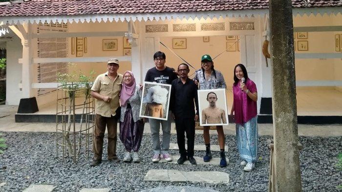Seniman Fj Kunting, Membekukan Performans dalam Gambar - Tribunjogja.com