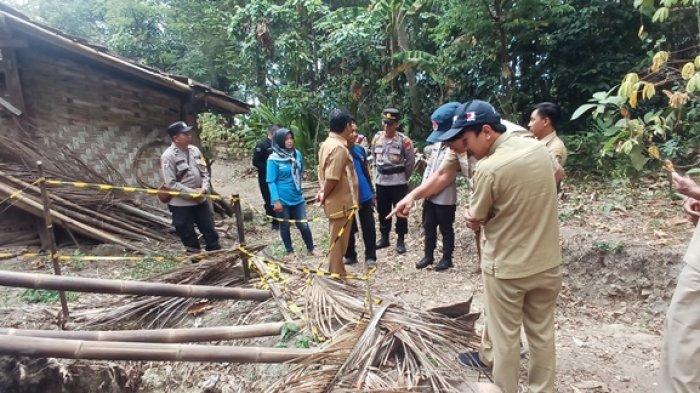 Pakar Geologi UGM Sarankan Upaya Relokasi Terkait Sinkhole ...
