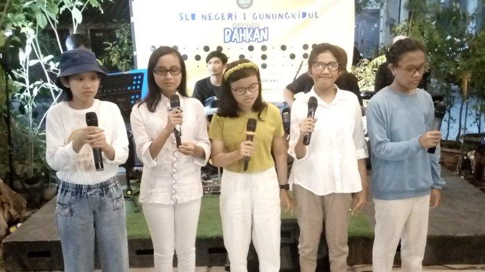 Siswa SLB Negeri 1 Gunungkidul Unjuk Bakat Lewat Seni Musik di Ruang Publik - Tribunjogja.com