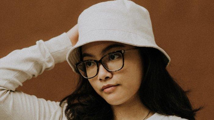 Benna Salsabila Rilis Single Debut Berjudul "Set Us Free", Bercerita ...