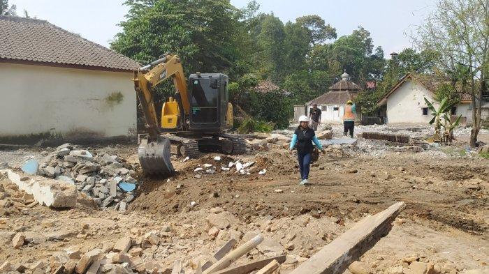 KISAH Supriyati, Wanita yang Meraup Cuan dari Puing Rumah Gusuran Jalan Tol di Sleman ...