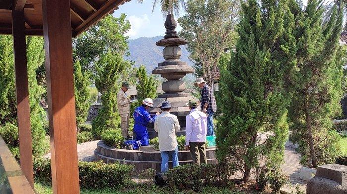 Batal Dipasang di Puncak Borobudur, Chattra van Erp Takkan Disusun Lagi ...