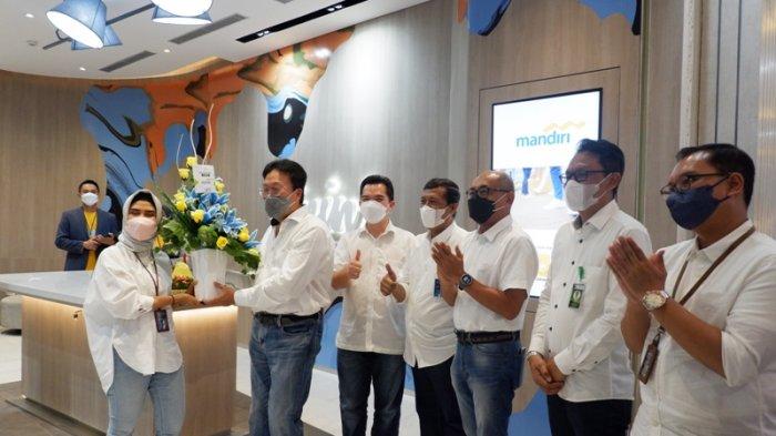 Tingkatkan Transaksi Online, Bank Mandiri Luncurkan Kantor Cabang ...