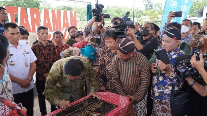 Tugu Penanda Keistimewaan Diresmikan di Semin Gunungkidul - Tribunjogja.com