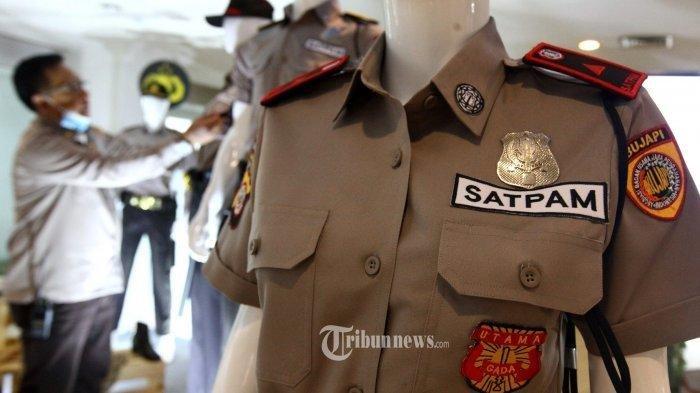 Mulai Hari Ini, Satpam Resmi Gunakan Seragam Baru Berwarna Krem ...