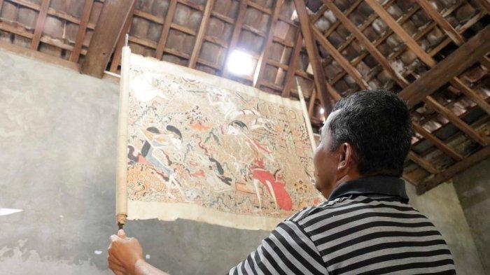 Dosen DKV ISI Yogyakarta Duplikasi Wayang Beber Wonosari Agar Tetap ...