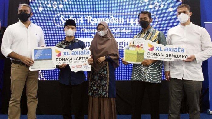 XL Axiata Donasi Laptop ke Ponpes di Jawa Barat - Tribunjogja.com