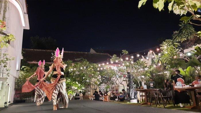 Menikmati Sajian Seni Tari Jawa Sembari Berwisata Kuliner di Raminten ...