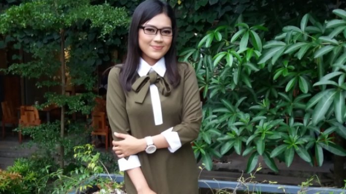 Ana Viana Lebih Bangga Nyanyikan Lagu Ciptaan Sendiri - Halaman all ...
