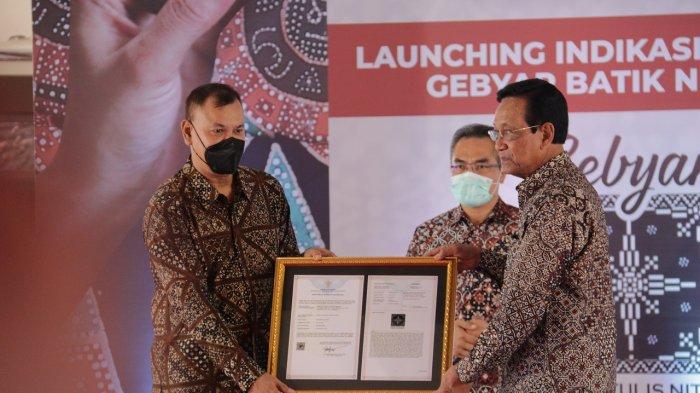 Di Tangan Kreatif, Batik Nitik Akan Mampu Tembus Pasar Internasional ...