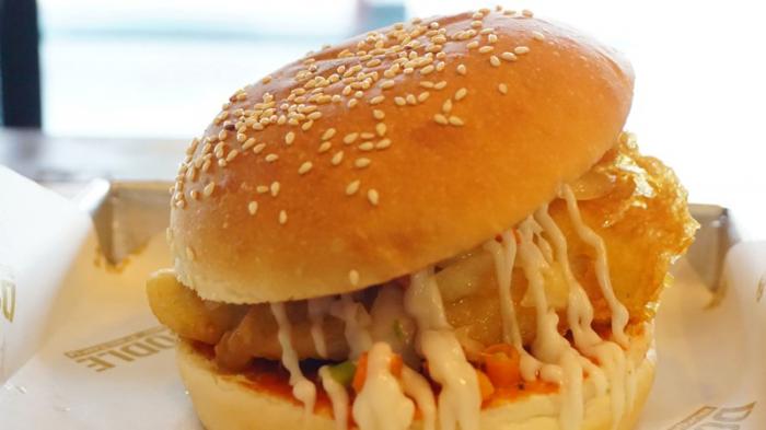 Kuliner Jogja - Rekomendasi 8 Tempat Makan Burger Hidden Gem di Jogja ...