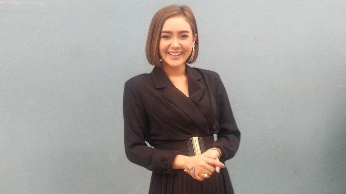 Cita Citata Bakal Menikah dengan Pacar Bulenya Roy Geurts - Tribunjogja.com