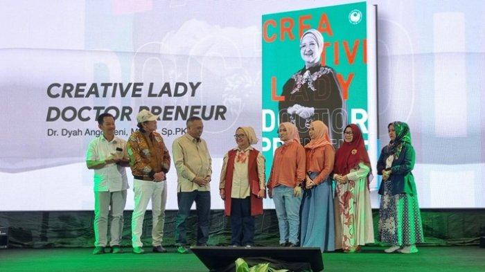 Kisah Inspiratif Dokter Dyah Anggraeni Dibukukan, Doctorpreneur ...