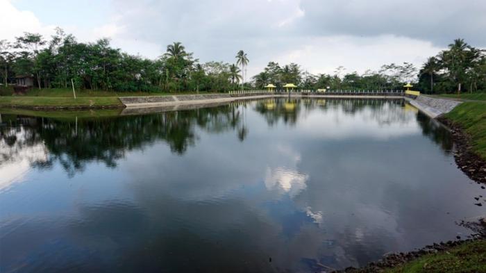 Menikmati Ketenangan dan Kesejukan Embung Kaliaji - Tribunjogja.com