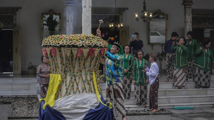Sultan Awali Rayahan Gunungan Bromo - Tribunjogja.com
