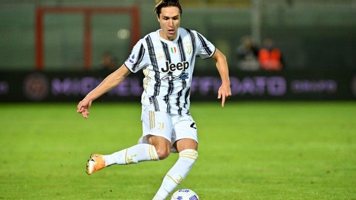 CROTONE 1-1 JUVENTUS: Tanggapan Pirlo soal Kartu Merah di Debut Chiesa & Saran bagi Winger Baru ...