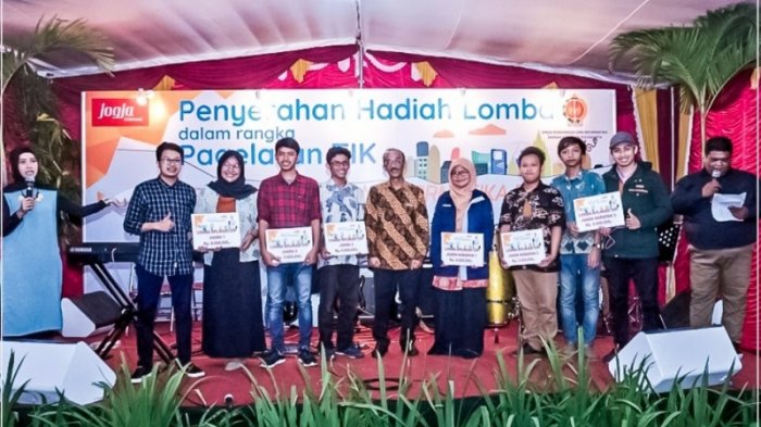 Inovasi Garapan Mahasiswi Amikom Jadi Juara 1 Aplikasi Jogja Smart ...