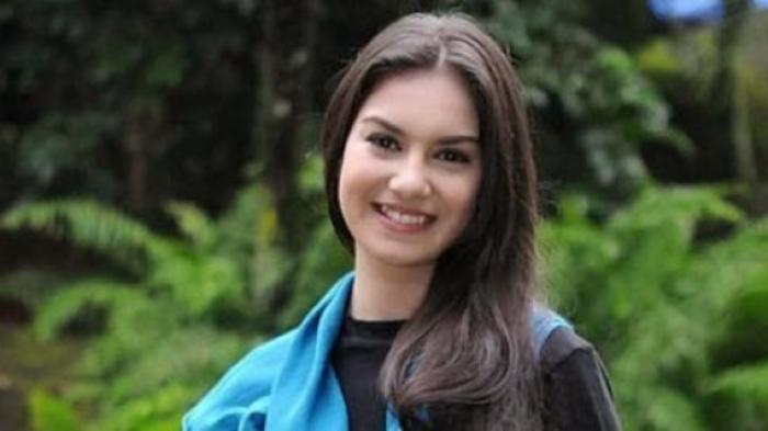 Irish Bella Lebih Suka Berpenampilan Natural - Tribunjogja.com