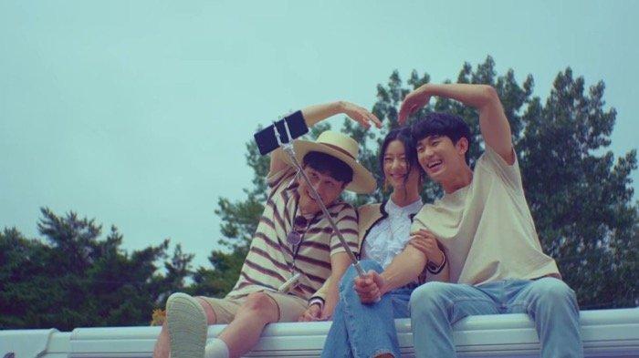Sinopsis Drama Korea It’s Okay to Not be Okay Episode 16, Akhir Si Tiga ...